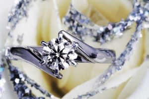 How Are Diamonds Cut And Polished From Rough Stones?